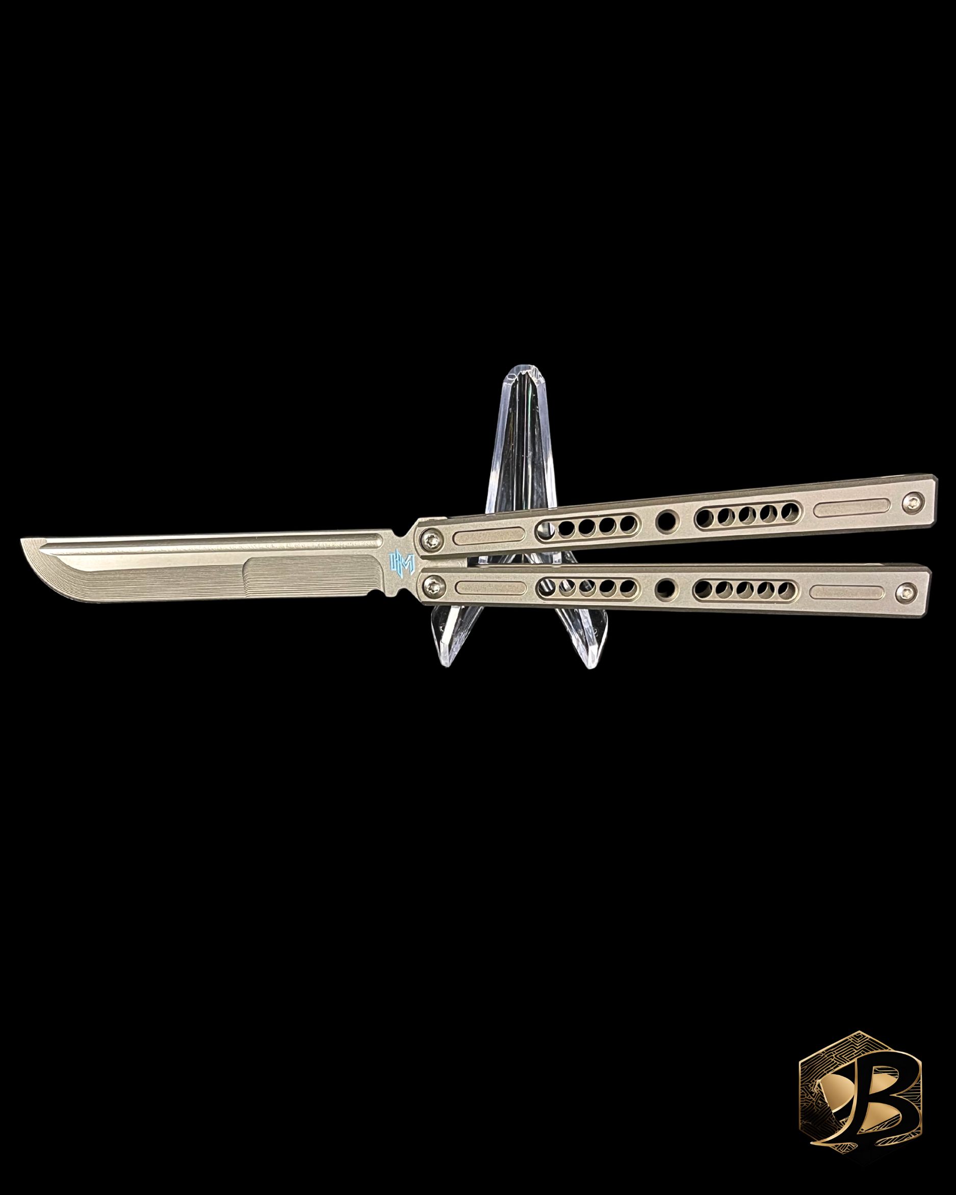 Hansen Metals Solo #212 – Titanium Sandwich Balisong